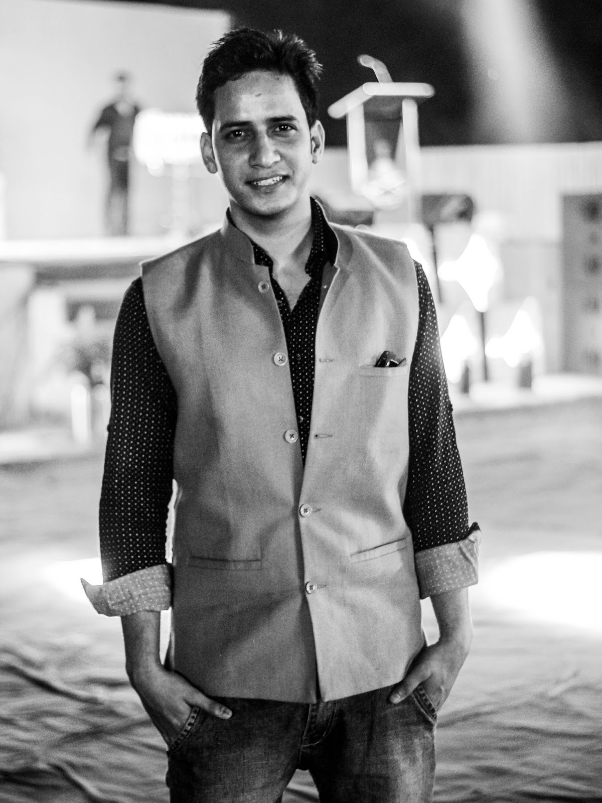 #Rohit Thakur Comedian Rohit Thakur Anchor Rohit Thakur Standup ...