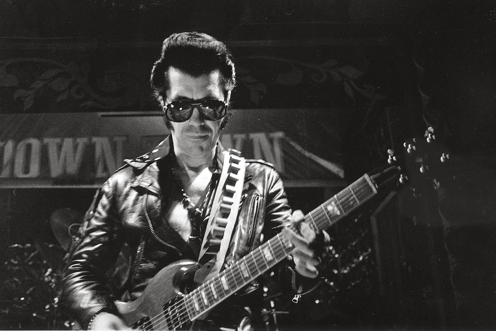 2 or 3 lines (and so much more): Link Wray & His Ray Men -- "Rumble" (1958)