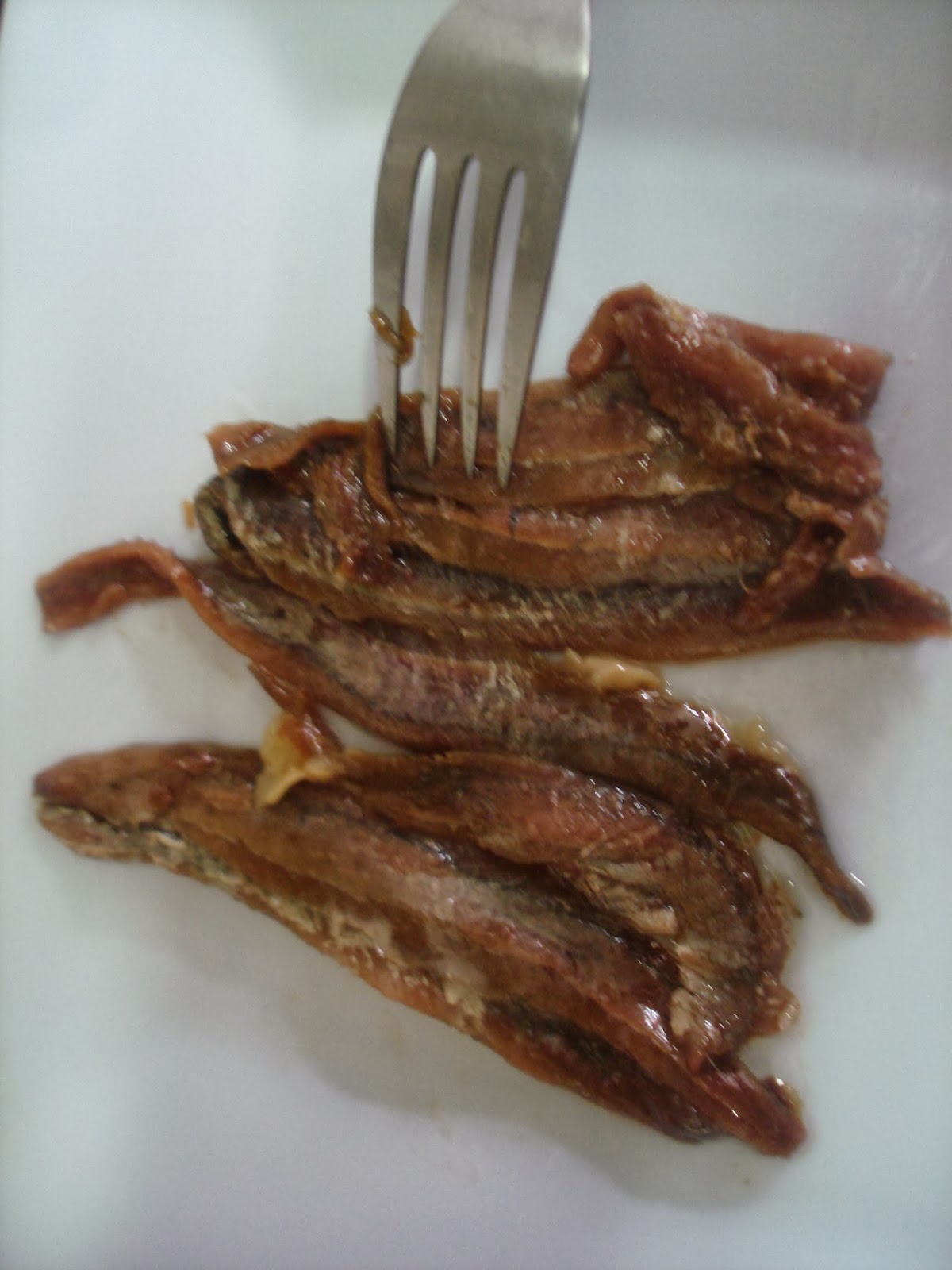 Doce Lar: Spaghetti com Aliche - na forma simples e gostosa, uma ...