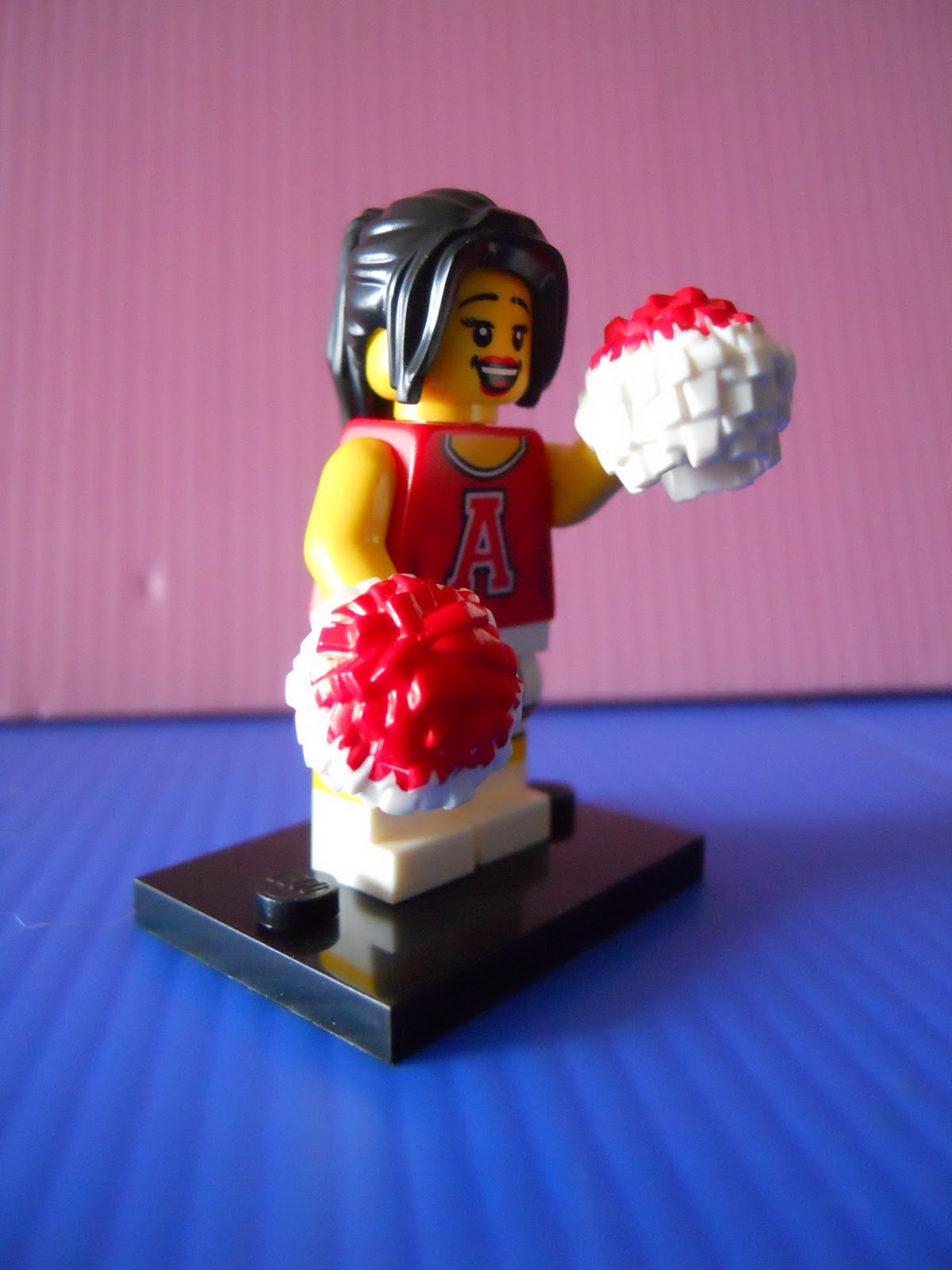 Dexters Diecasts (DexDC): LEGO Minifigure Series 8 ~ Cheerleader