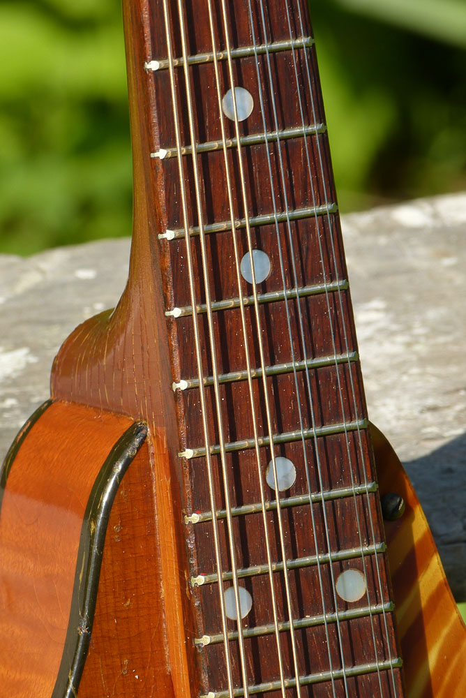 1940s Strad-O-Lin A-style Archtop Mandolin