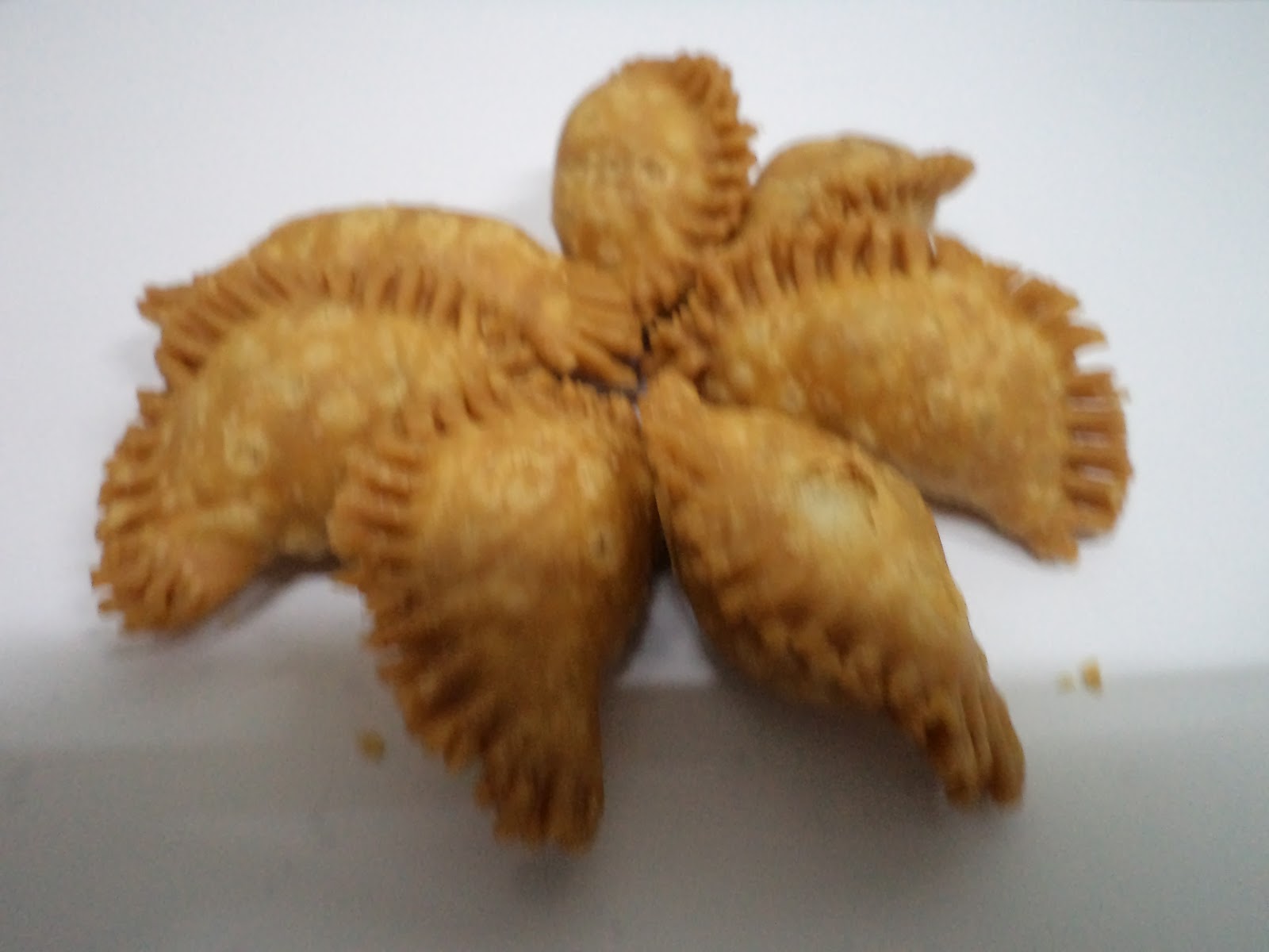 karipap mini..resepi asli dari Kelantan: ORDER KARIPAP MINI PUTERI