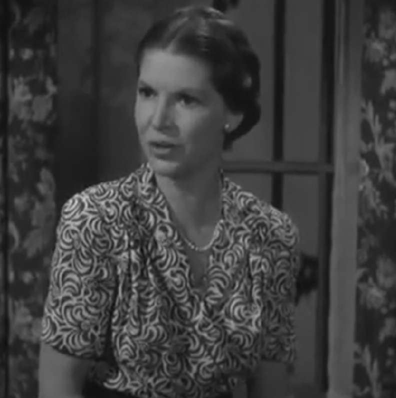 Clarke Chronicler's Horror Girls: November 2016