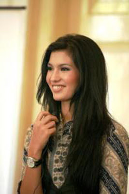 Profil dan Biodata Duma Riris Silalahi | Blog Azam