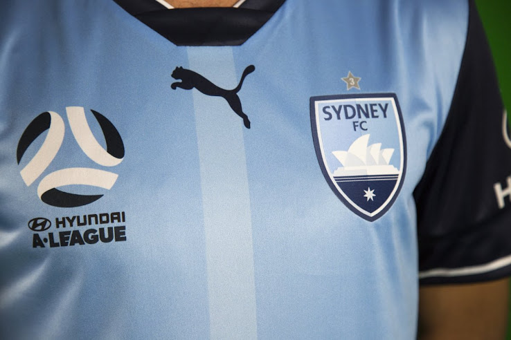 Same As Last Season's Arsenal Kit + New Logo... Sydney FC 17-18 Home ...