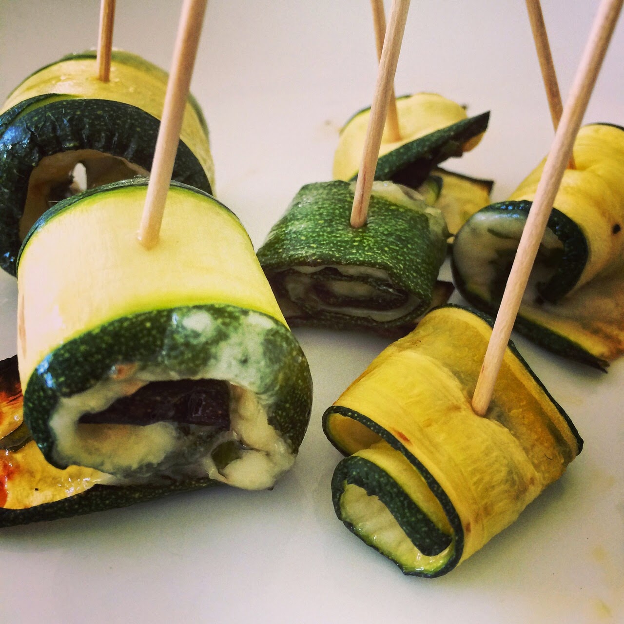 Feeding Issy: Courgette Rolls