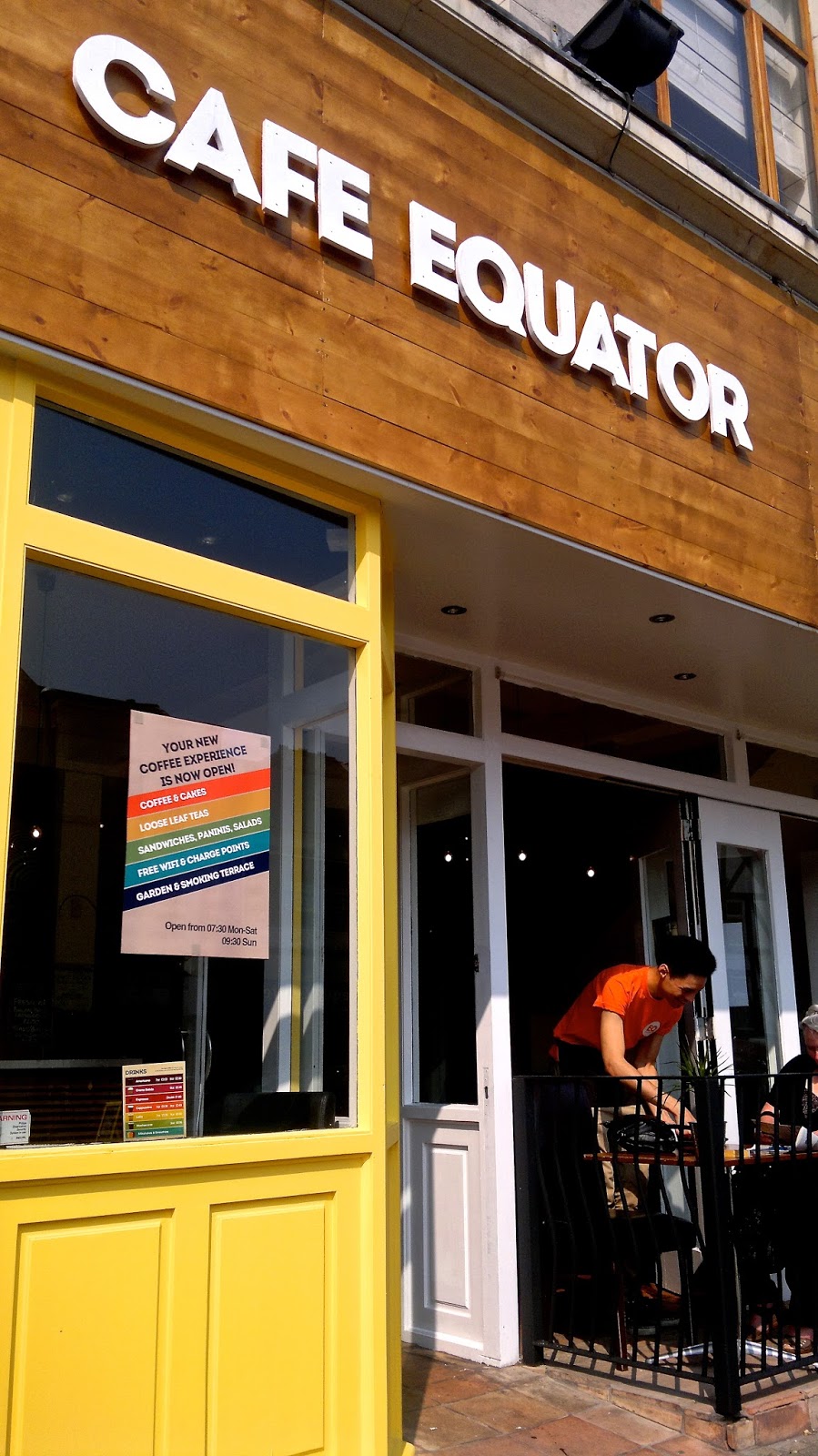 Rad Dad Collective: Weez in Cafe Equator... Derby, UK