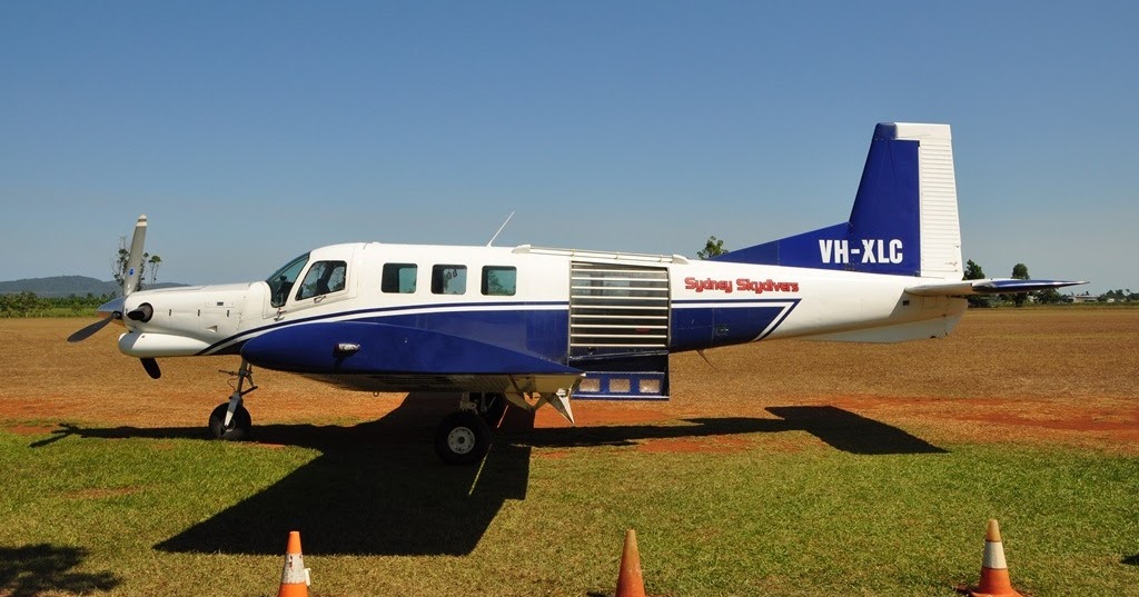 Central Queensland Plane Spotting: Sydney Skydivers Pacific Aerospace ...