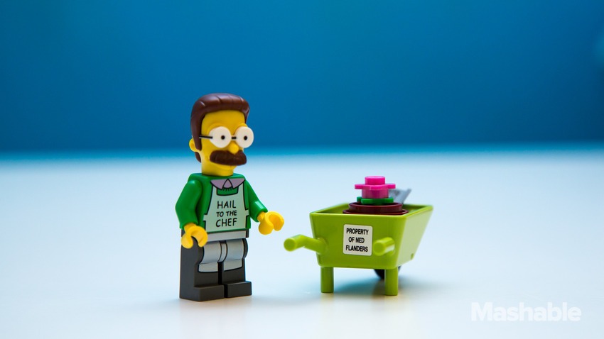 Wheelbarrows: Simpsons Lego wheelbarrow