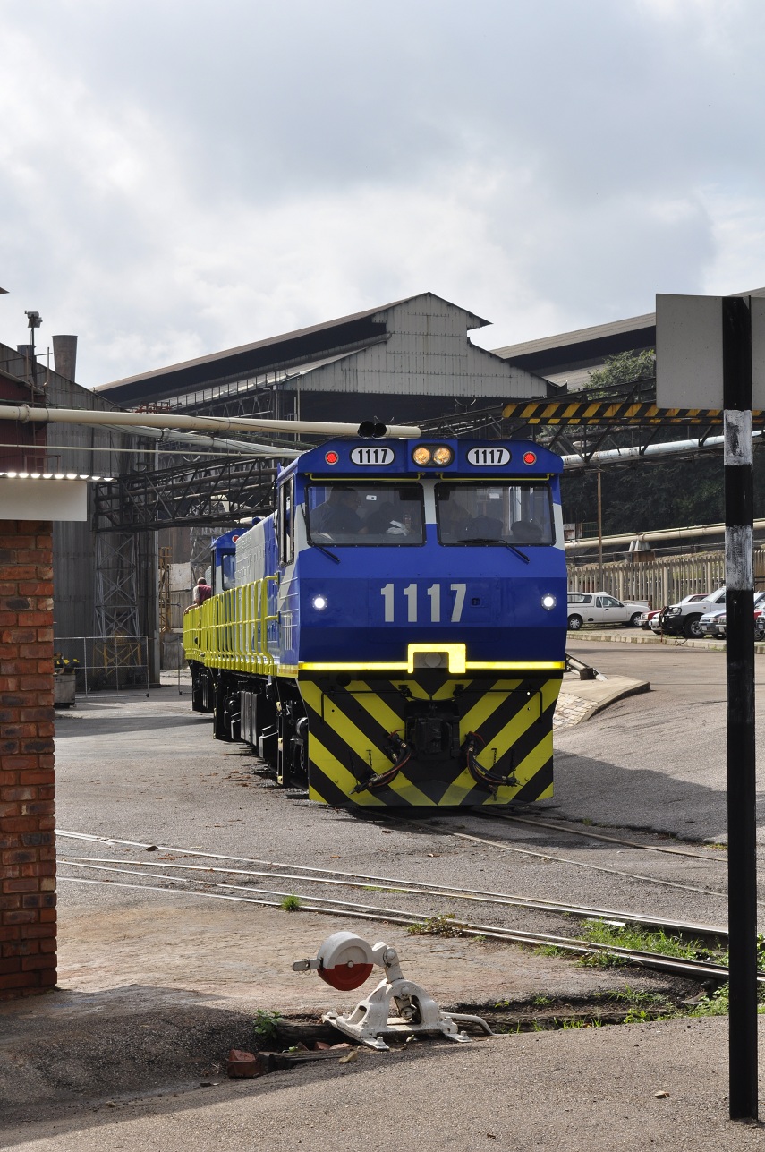 SAR CONNECTA: 1117 & 1118 Grindrod RRL Diesels - Pretoria (28th ...