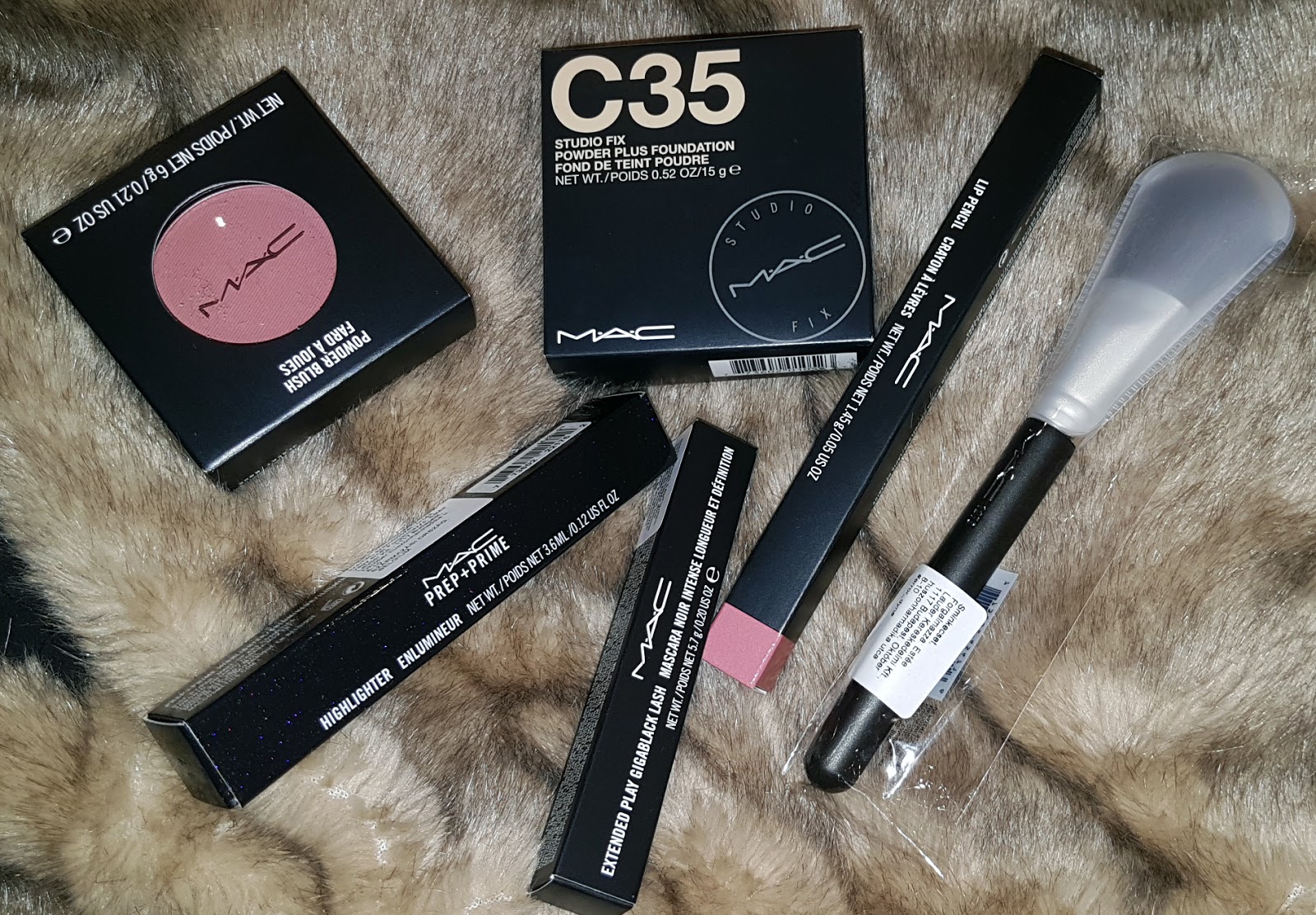 Mac basic sminkkészlet - Ha csak 5 dolgot vehetnél...