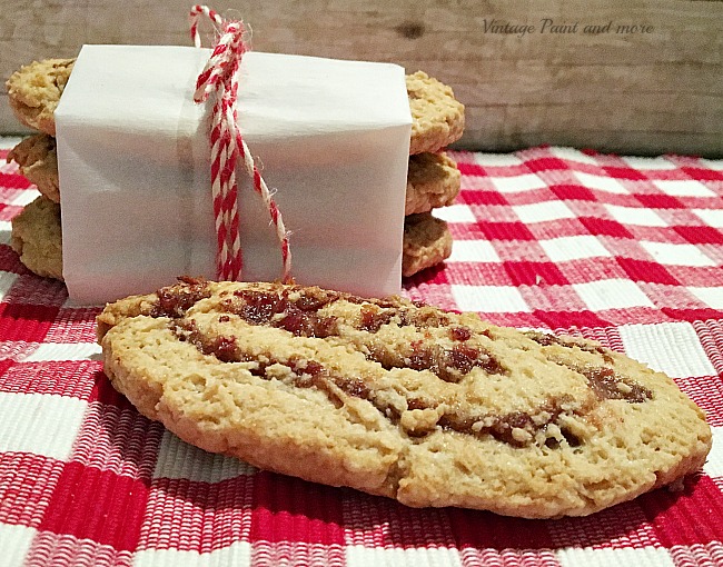 Grandma's Decadent Date Bar Cookie Recipe | Vintage, Paint and more...