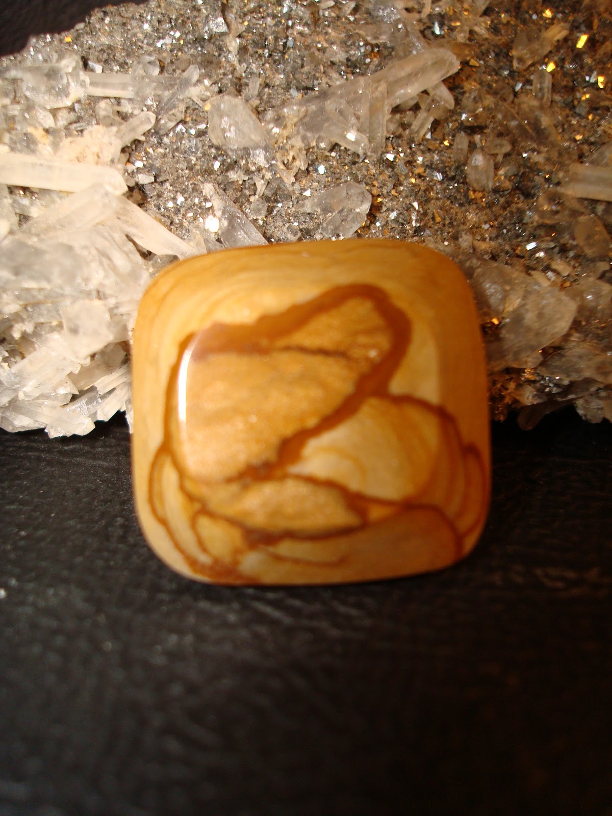 Superior Agates Wire Wrapped Gemstone Jewelry: Gemstone I.D. Gallery