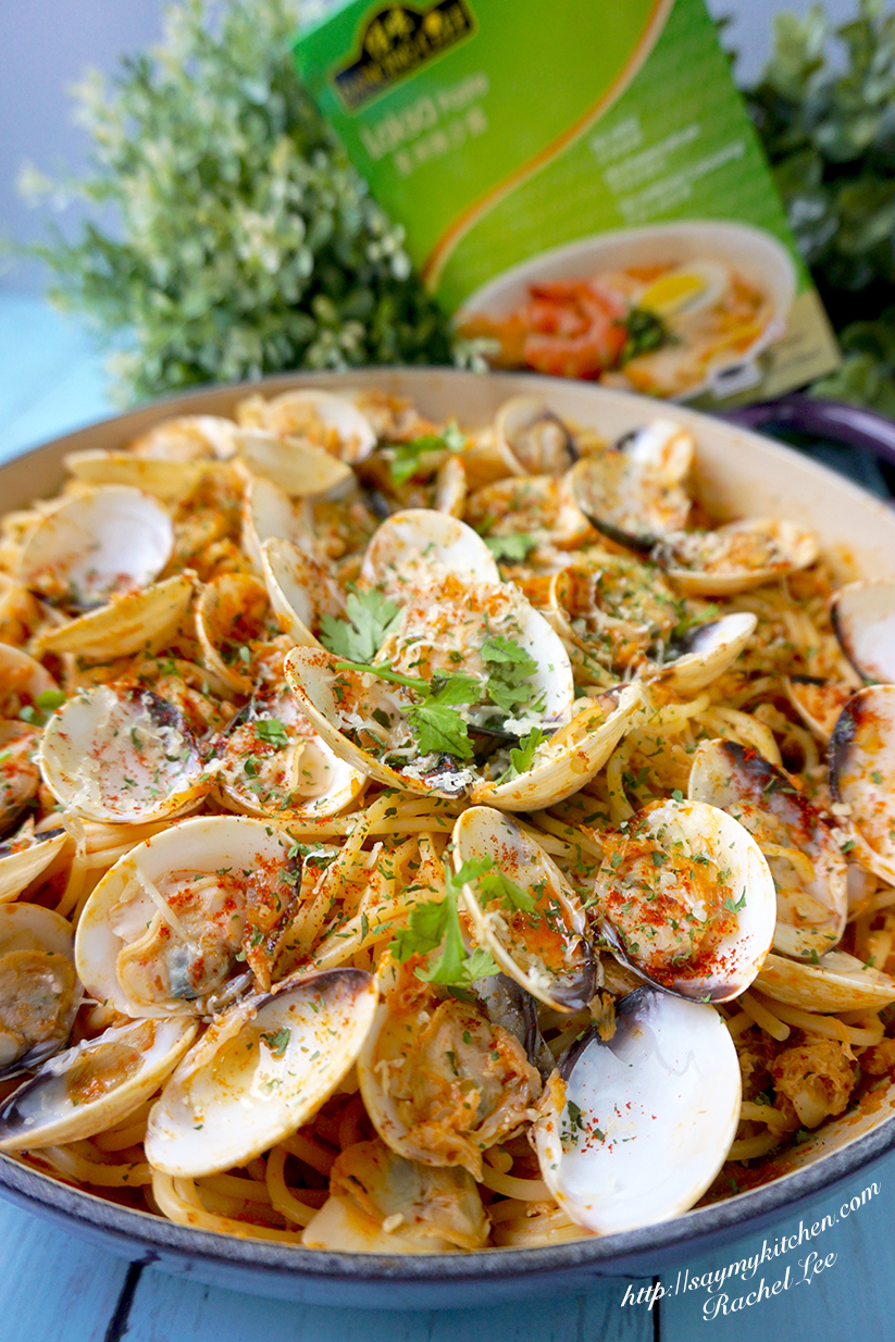 Say My Kitchen: Laksa Pasta with White Clams & Crabmeat 叻沙意粉