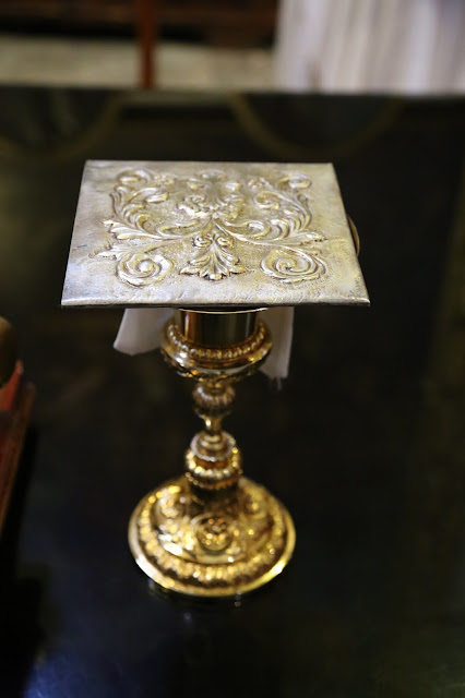 Orbis Catholicus Secundus: What a Silver Pall Looks Like