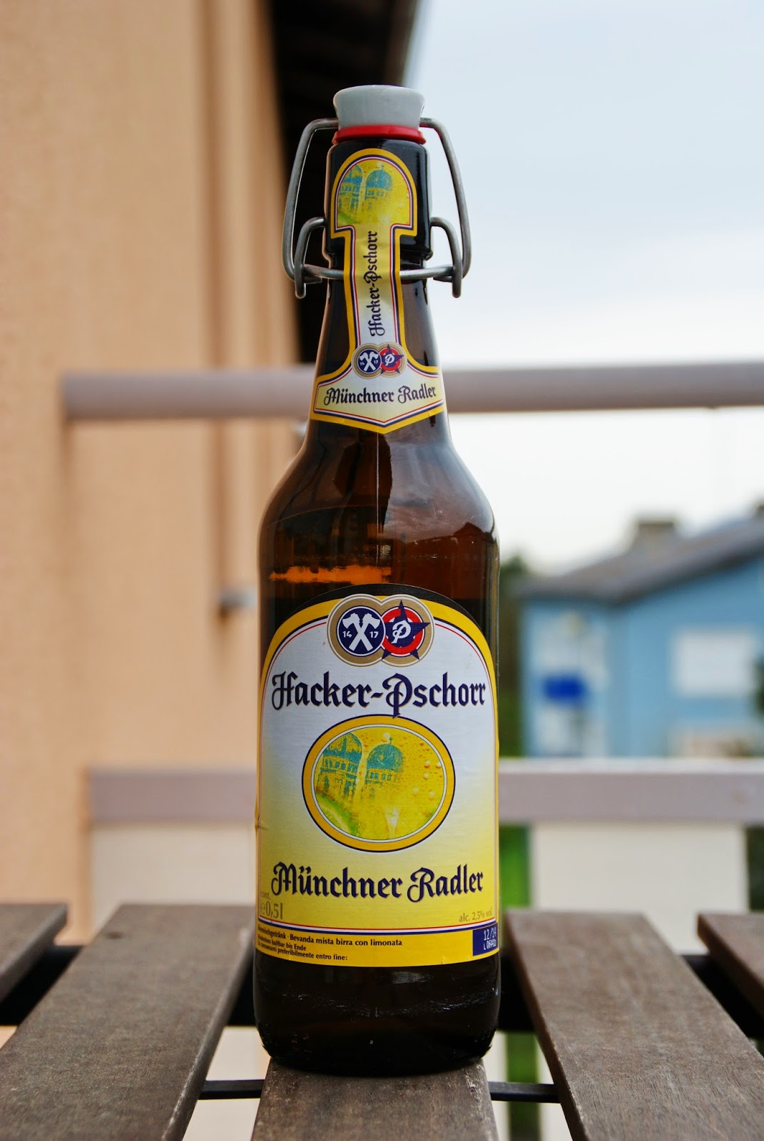 Der Bierige Blog: Hacker-Pschorr Münchner Radler