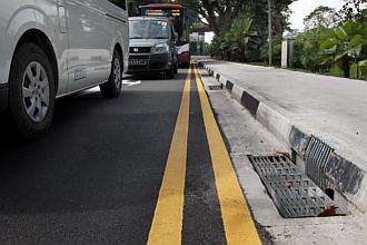 If Only Singaporeans Stopped to Think: 6,000 roadside drains to get new ...