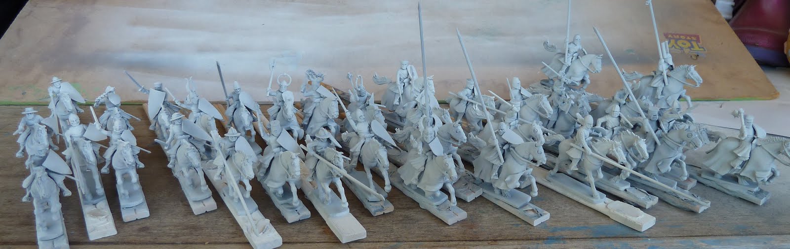Dux Homunculorum: Assembling Fireforge Knights