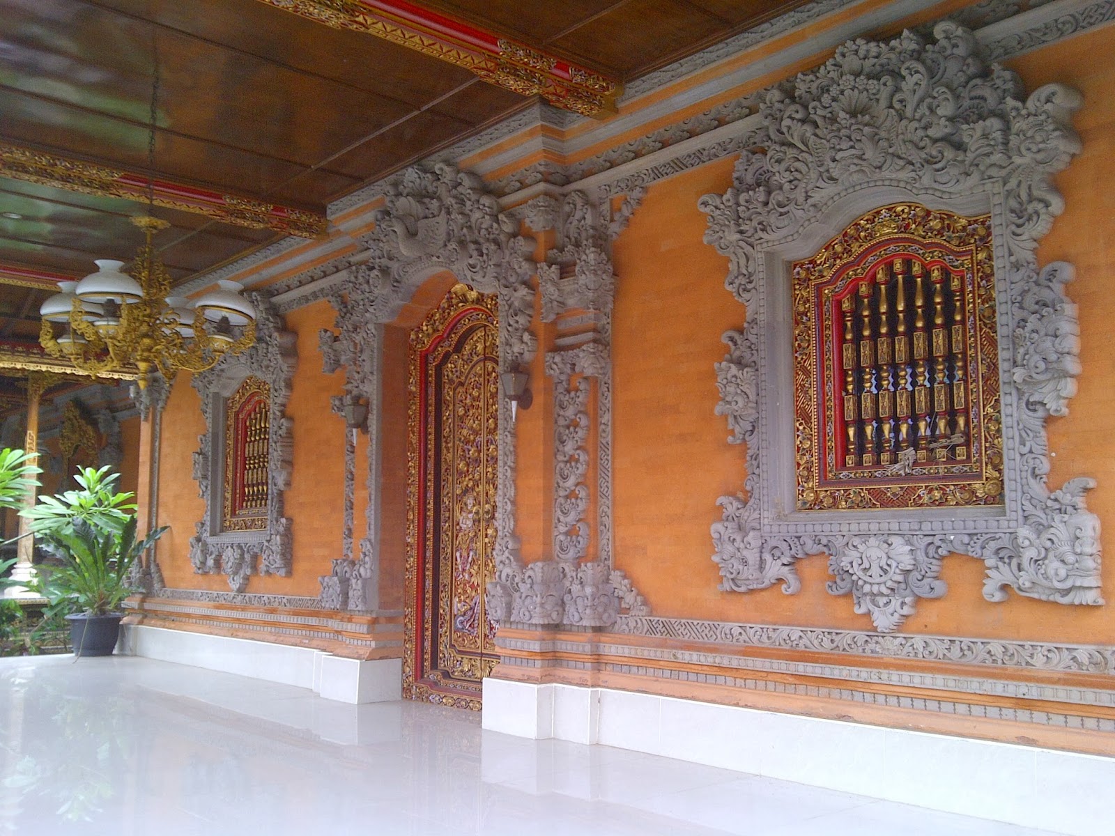 Mupu Ukir: Gedong [ Bale Daja ]