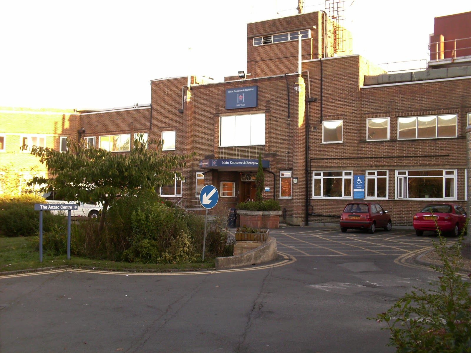 Lives & Times Fundraising Book : Thanking Harefield Hospital