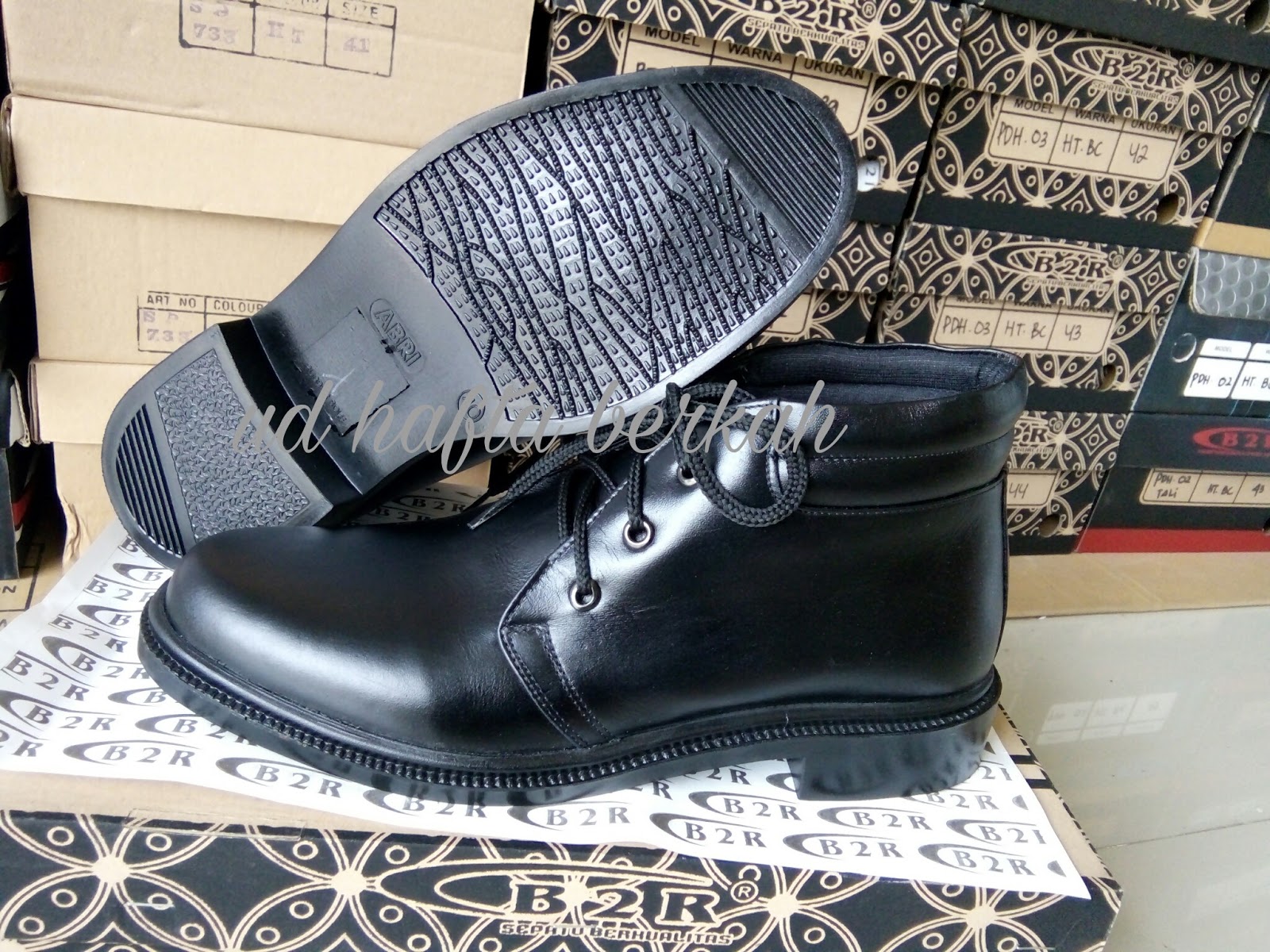 Harga Sepatu PDH dan PDL TNI, POLRI, Security Merk B2R Update ...