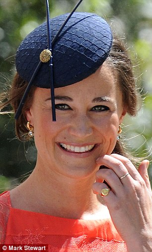 Pippa Middleton impresses again with a sophisticated attire