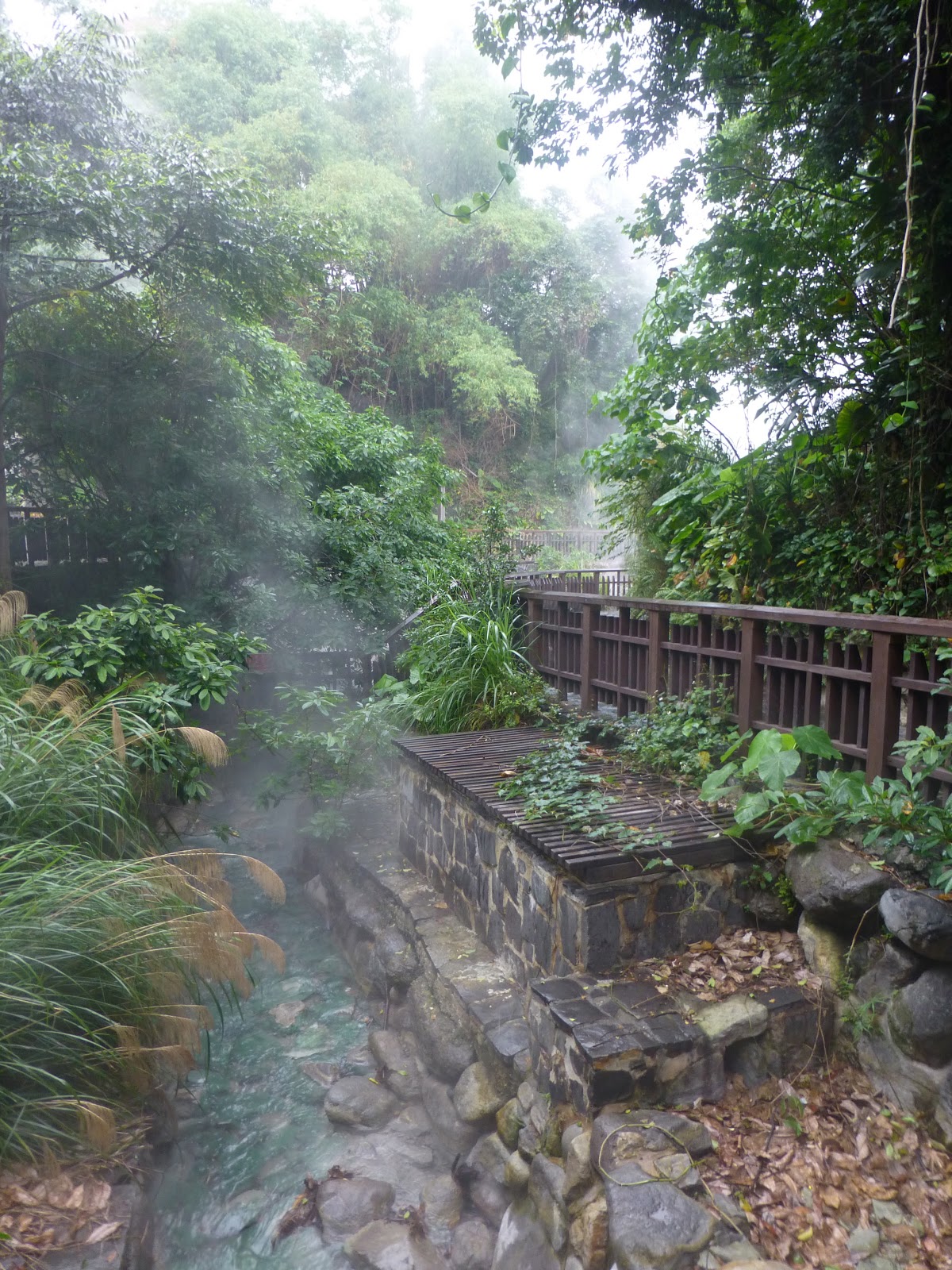 T.A.F.F.Y. Part 2!: Xinbeitou Hot Springs & Xindian Bridge