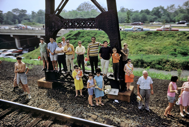 RFK Funeral Train: Rarely Seen Photographs by Paul Fusco Offer a Unique ...