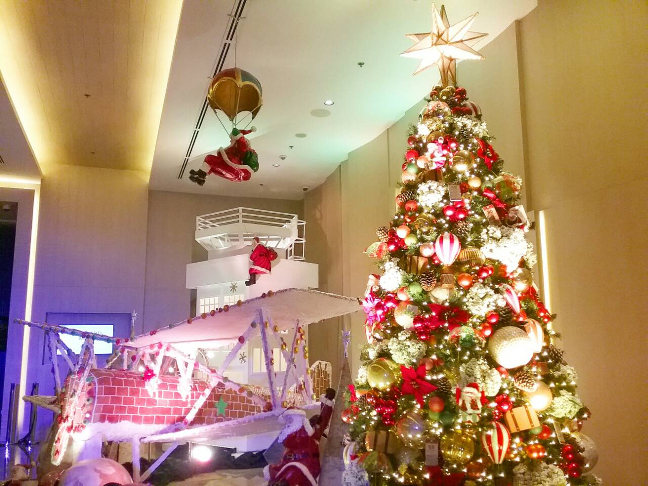Coming Back Home: Christmas at Courtyard by Marriott Iloilo