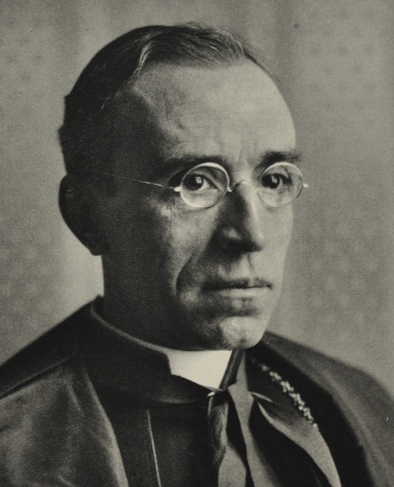 Orbis Catholicus Secundus: Cardinal Pacelli