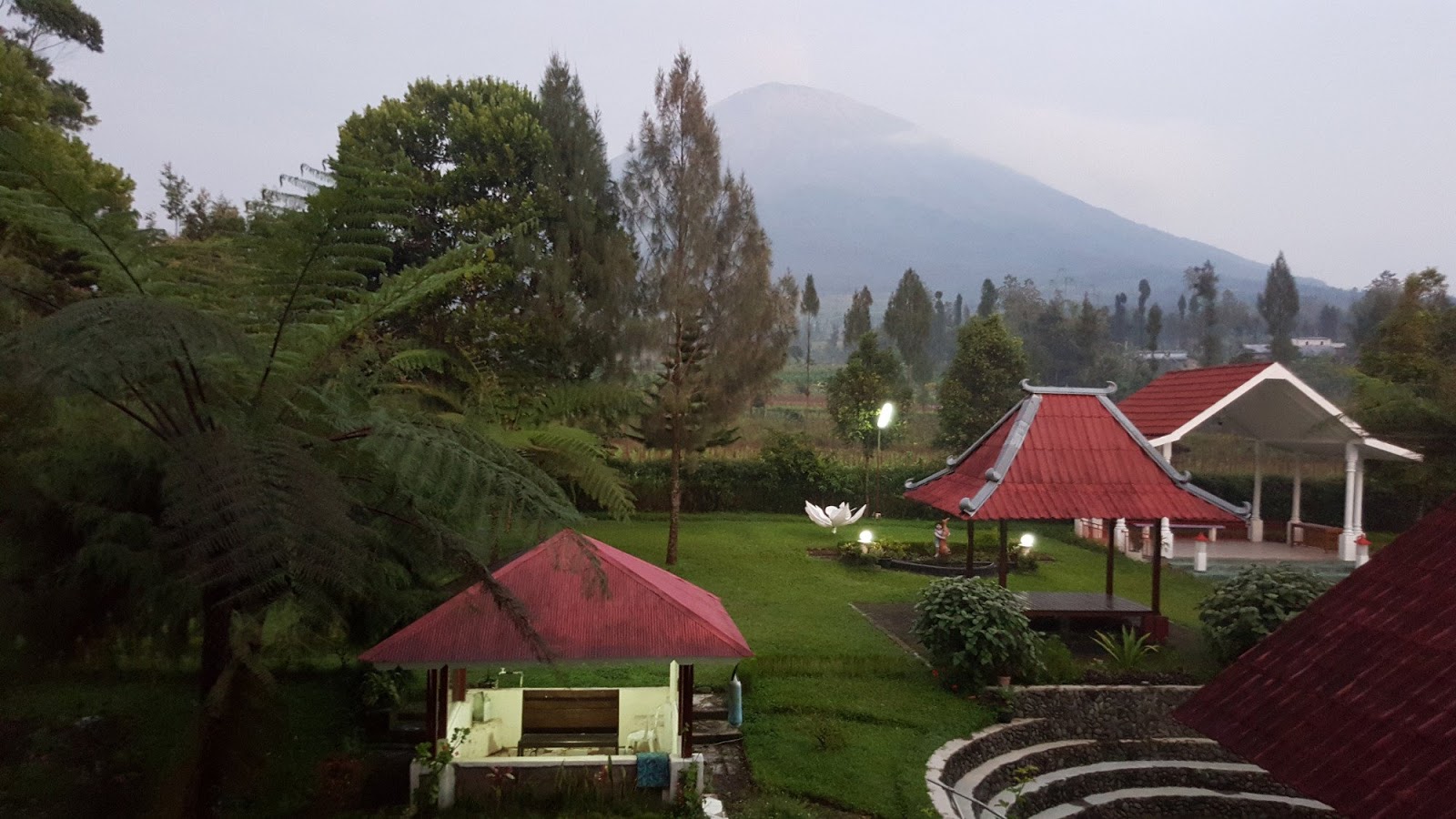 10 Rekomendasi Hotel/Penginapan di Dieng Wonosobo - Malovanti