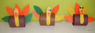 Tippytoe Crafts: Roly Poly Turkeys