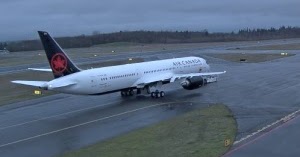 KPAE Paine Field: Paine Field January 11