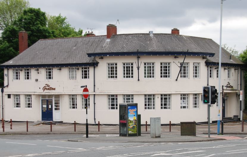 Bygone Boozers of Greater Manchester: Grotton Hotel (Grotton, OLDHAM)