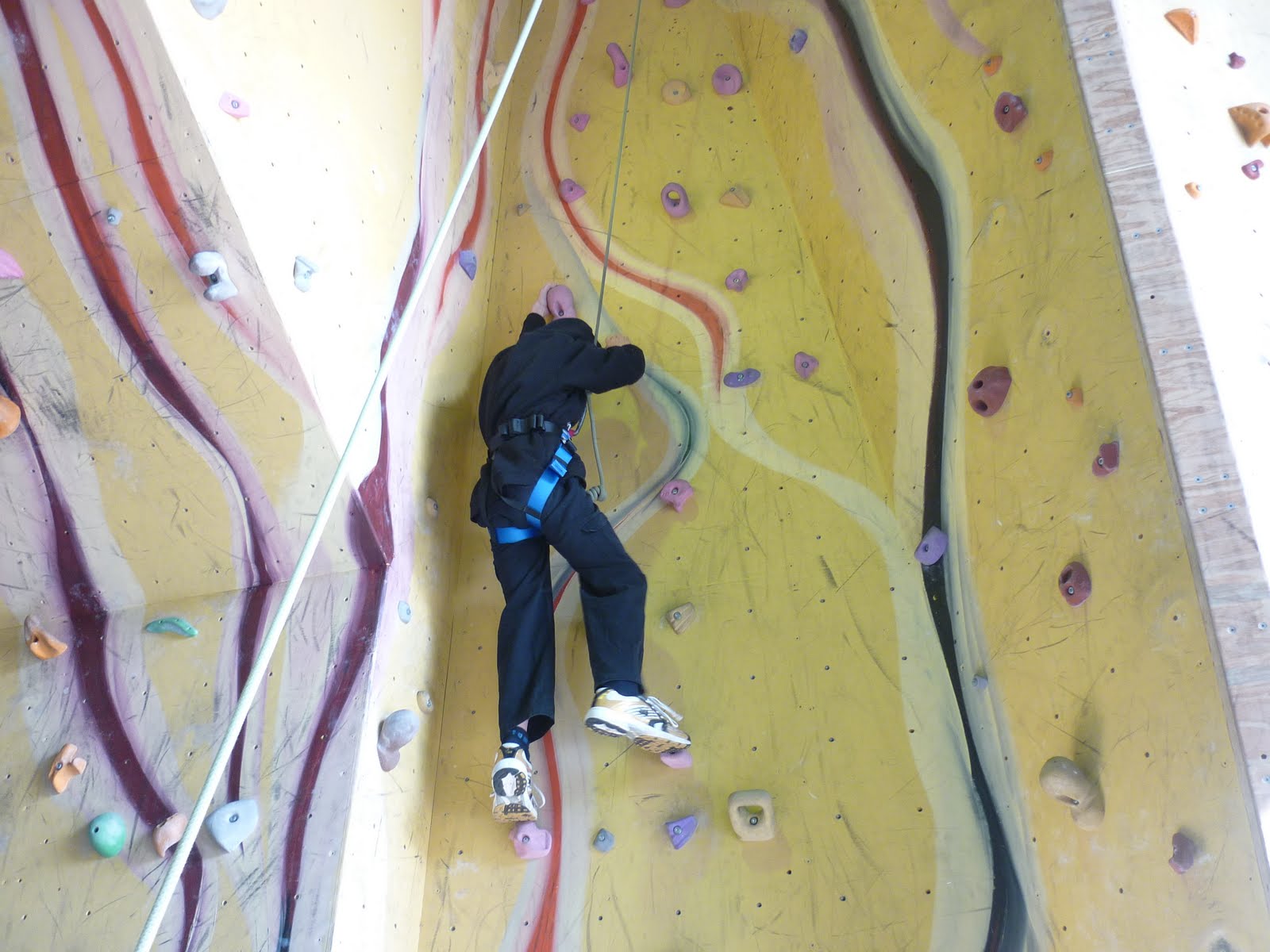 Room 4 Belvoir: Room 4 & 5 go Indoor Rock Climbing