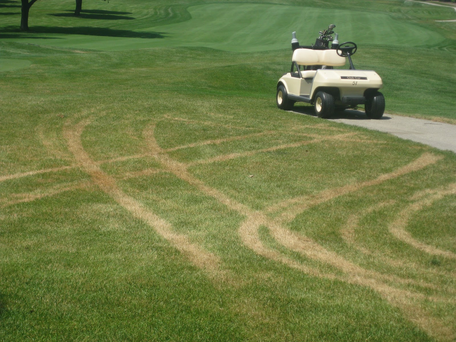 Northmoor Country Club Golf Course Operations: Why are the traffic ...