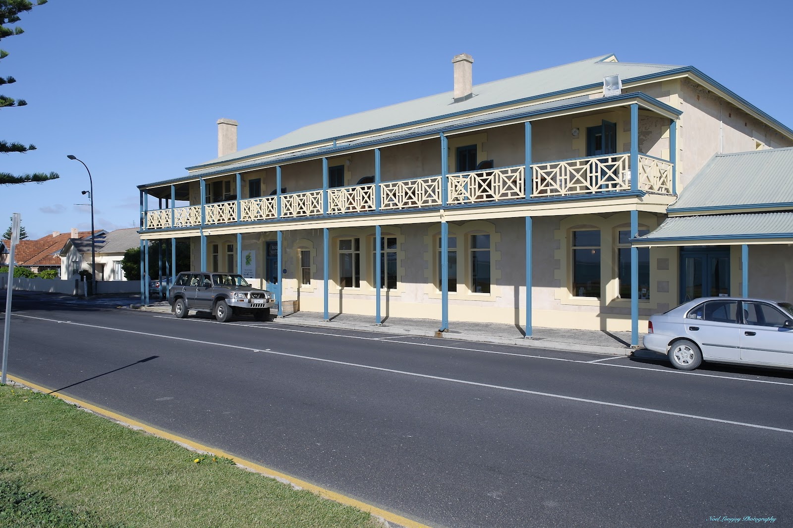 Can Go Around Australia: Robe