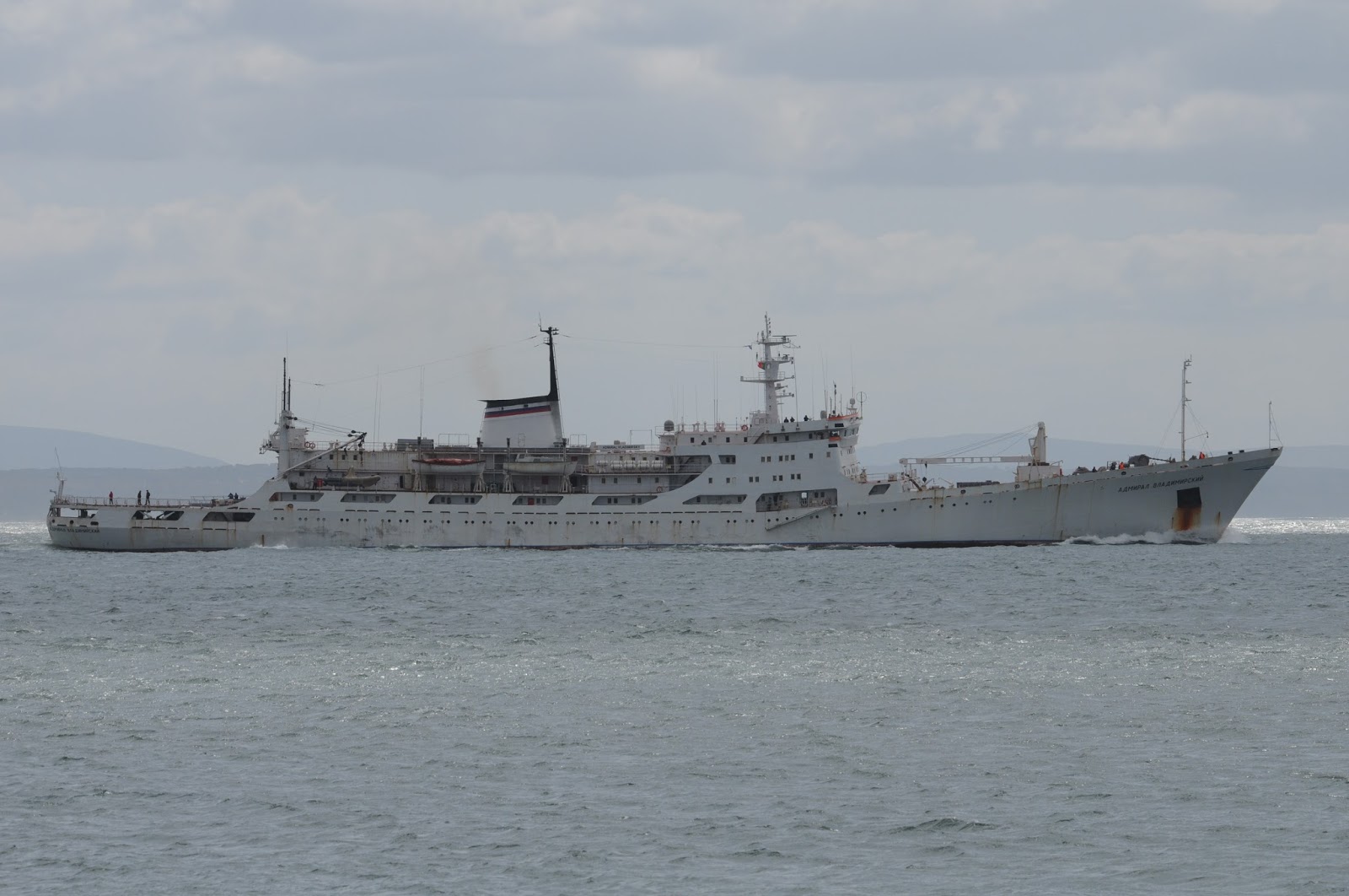 SHIPS & THE SEA - BLOGUE dos NAVIOS e do MAR: Russian research ship ...