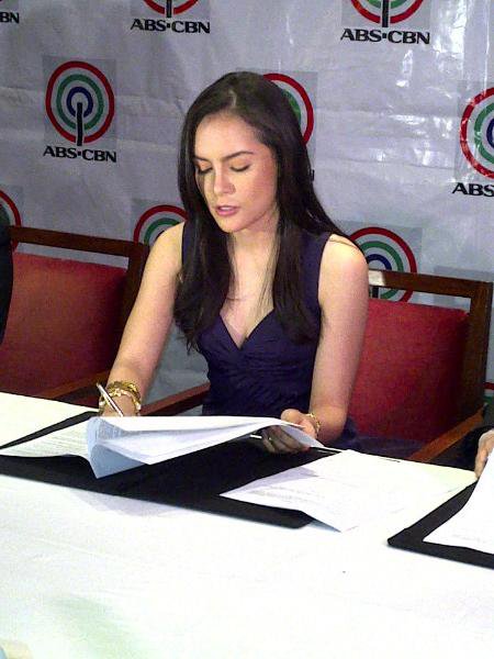 Pinay Celebrity Gallery: Jewel Mische Contract Signing with Kapamilya ...