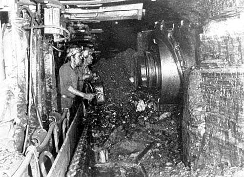 Featherstone's Three Collieries: Ackton Hall