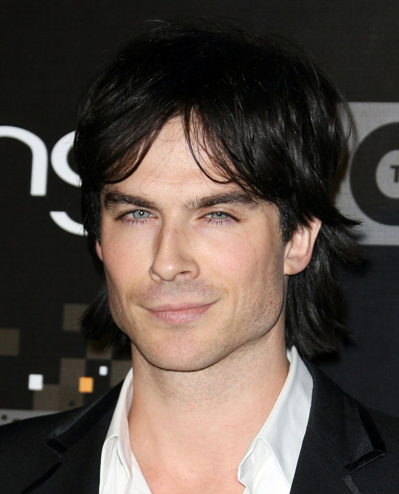 Ian Somerhalder Spain: Ian estará presentando en los Emmys
