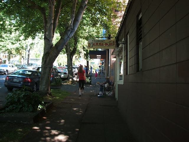 Hawaiian Odysseus: PROUD OF BEING PECULIAR--FREMONT, SEATTLE'S LITTLE ...