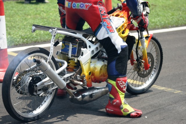 DRAG RACING TEAM | DRAG BIKE EVENT: KAWASAKI NINJA DRAG MODIFICATION ...