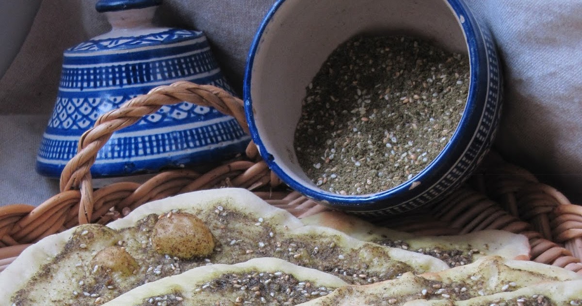 La cuisine d'ici et d'ISCA: Pain libanais au zaatar : Mana’ish