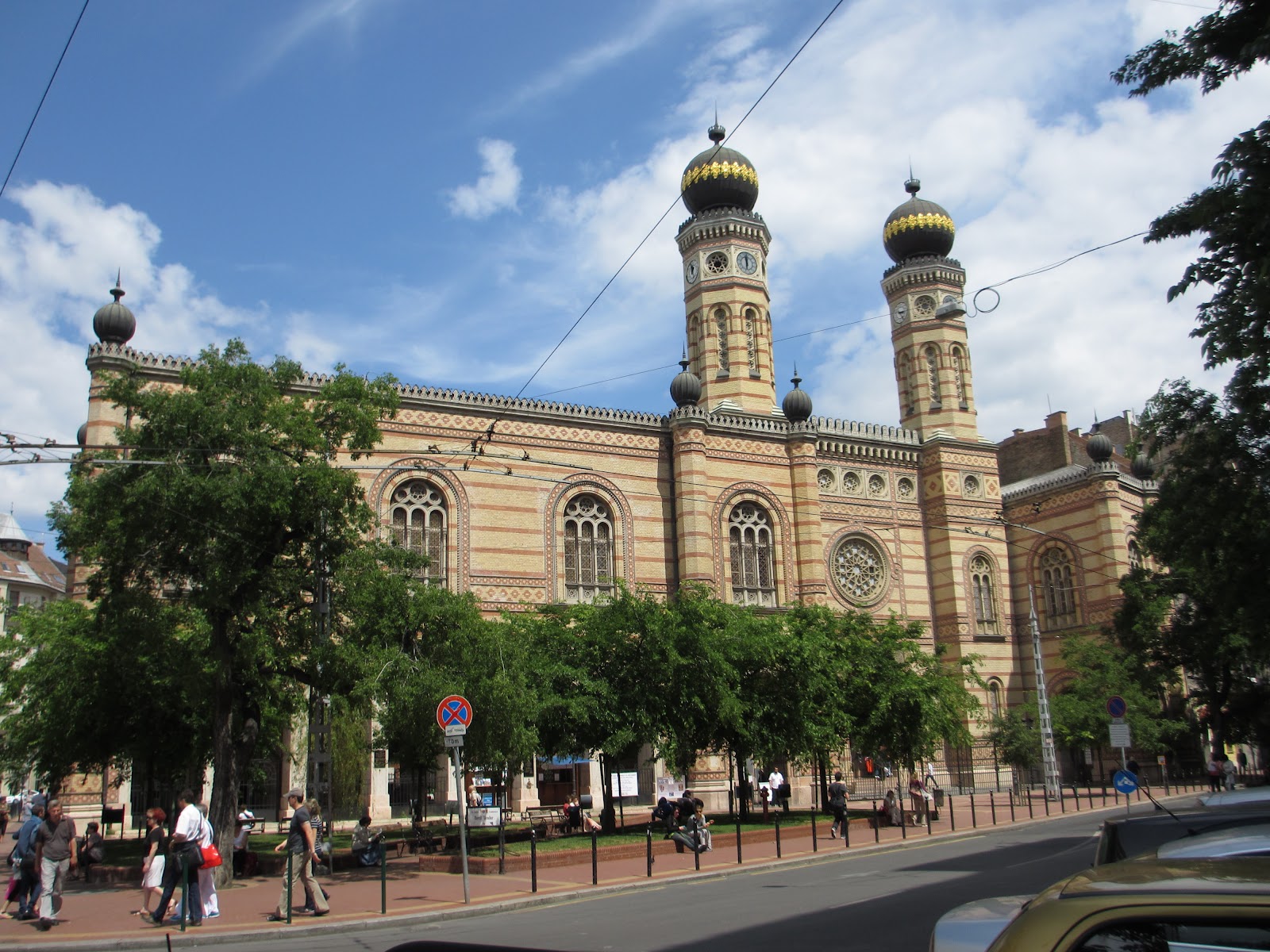Cannundrums: Dohany Street or Great Synagogue - Budapest
