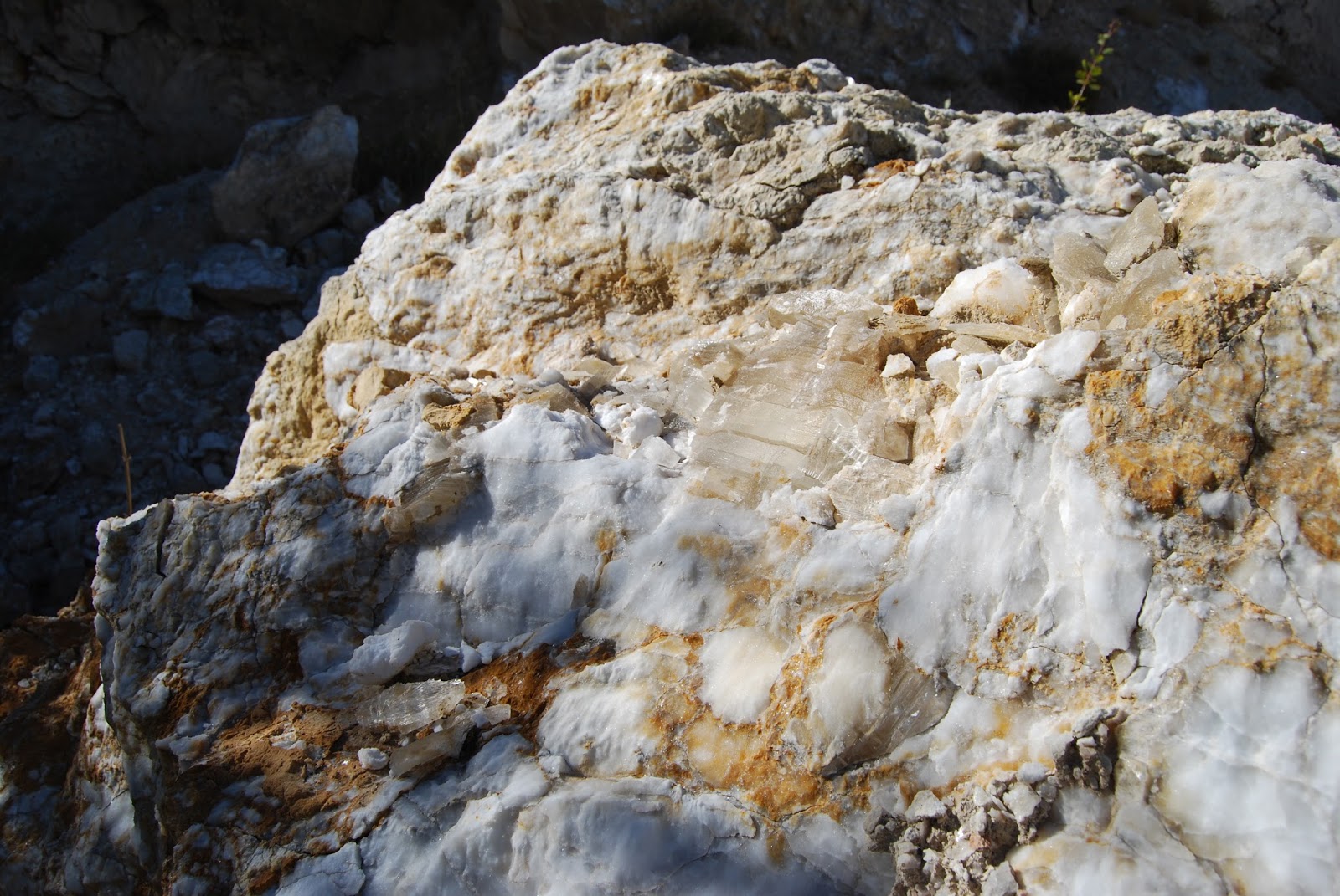 Minerales de Guadalajara: EL ALABASTRO