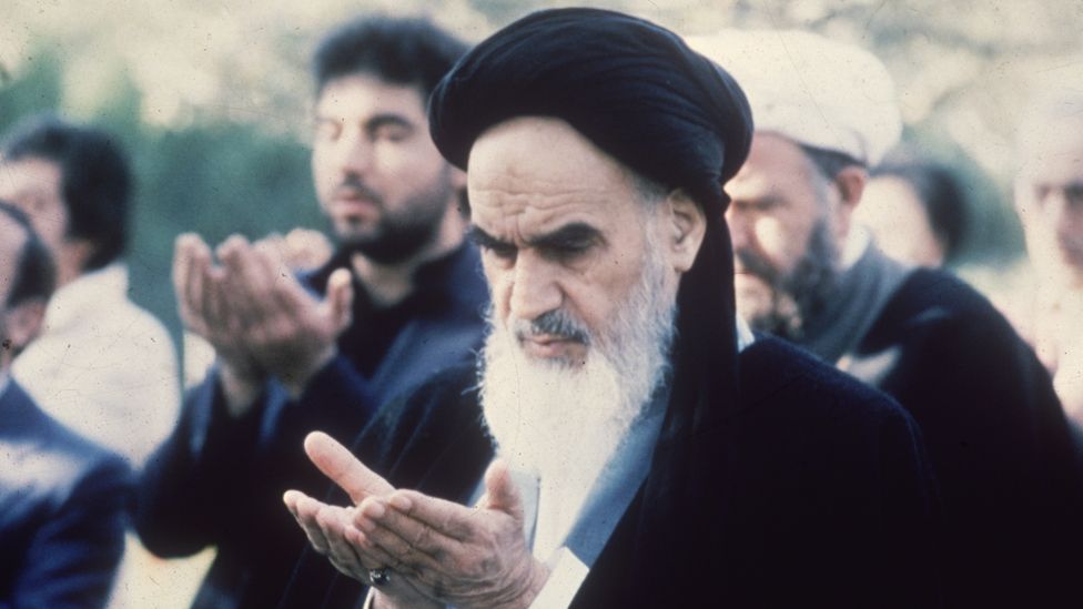Sejarah Kehidupan Imam Ruhullah Al-Musawi Khomeini ~ ABNS NEWS