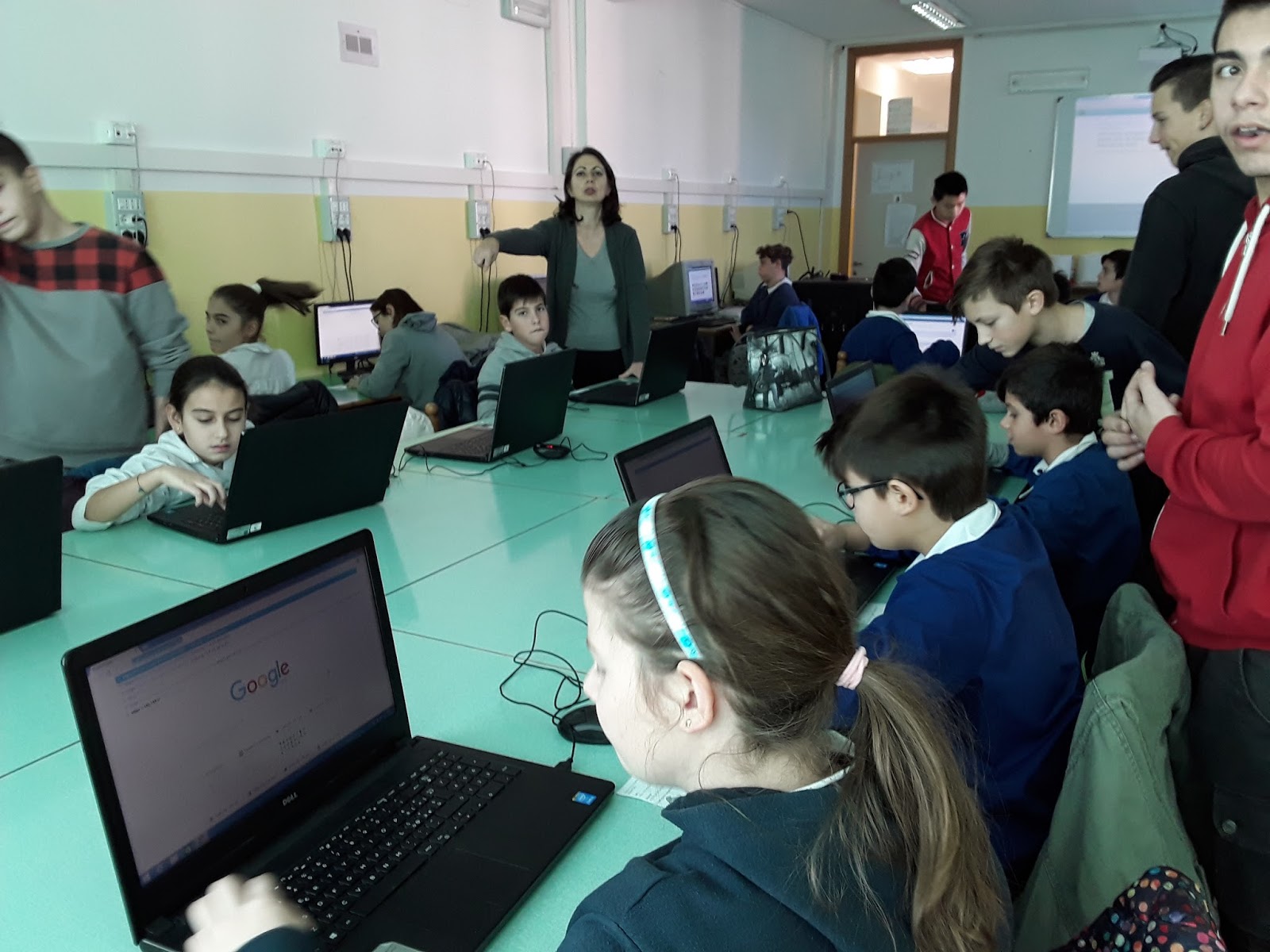 blog istituto comprensivo Raffaello Sanzio: A SCUOLA DI CODING: L'ORA ...