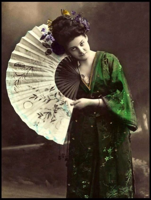 27 Beautiful Vintage Portraits of Gaijin (non-Japanese) Geishas From ...