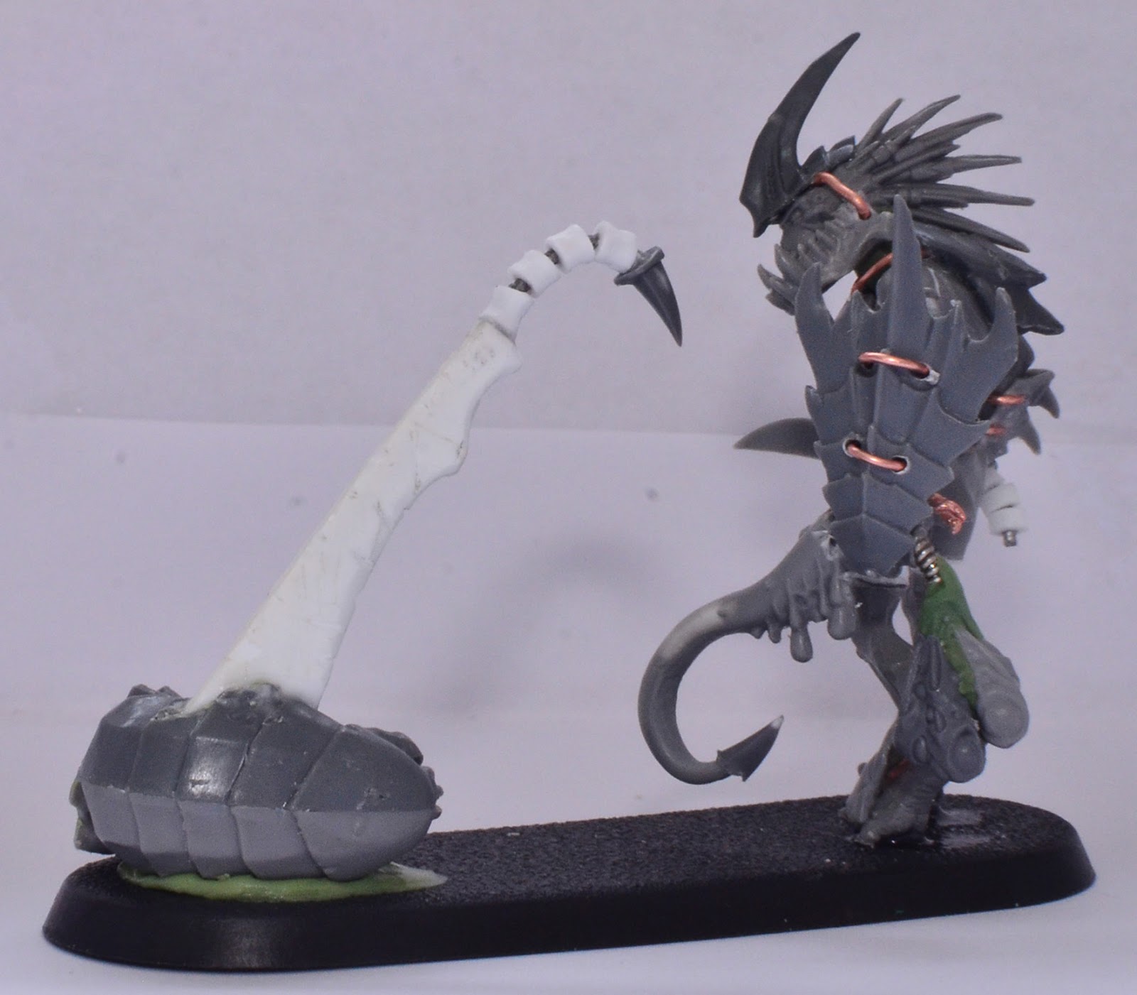 Modern Synthesist: Kroot Tyranid Hunter